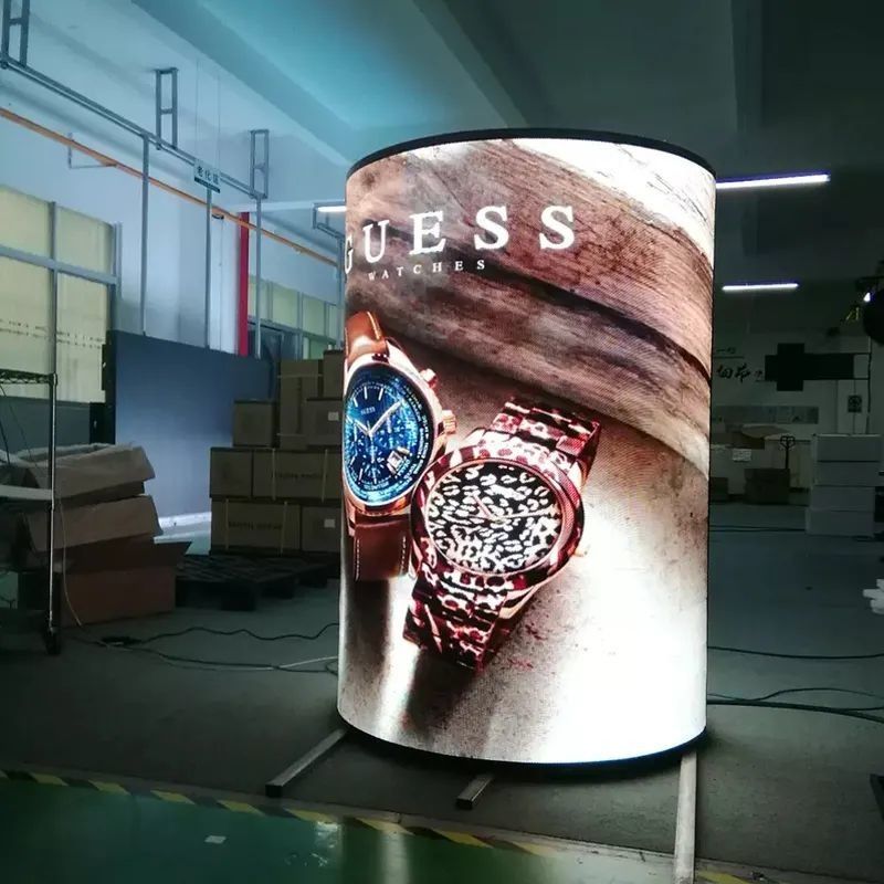 Pantalla de pantalla LED de alta resolución flexible con forma cilíndrica